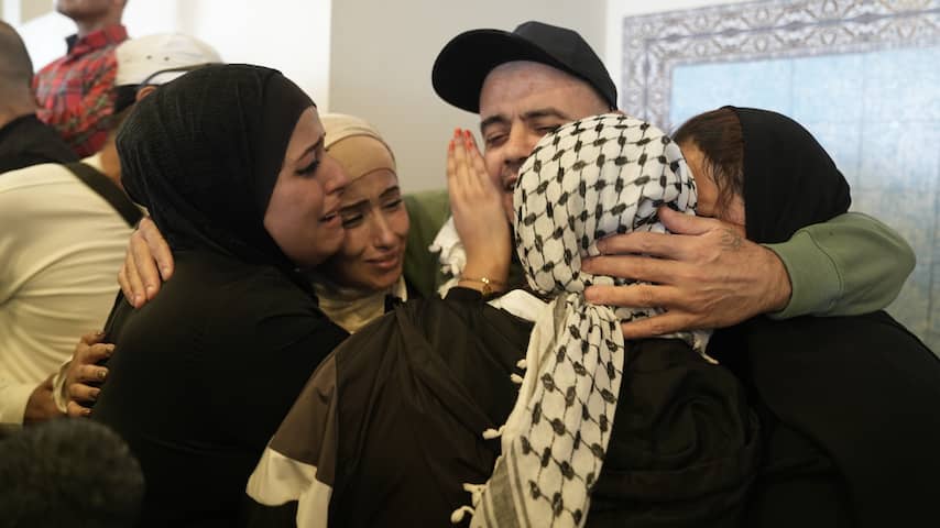Uitruil gevangenen en gijzelaars zorgt voor blijdschap in Gaza én ...