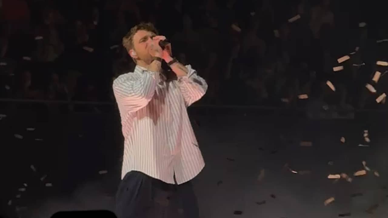 Alex Warren laat Ziggo Dome meezingen met wereldhit Ordinary | NU.nl