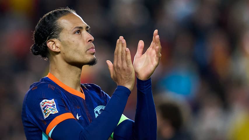 Van Dijk trots op Oranje ondanks verlies tegen Spanje: 'Was mooi voetbalgevecht' | Voetbal | NU.nl