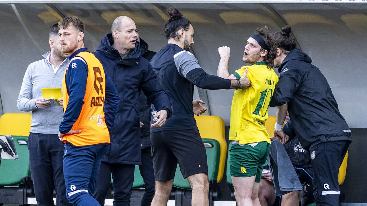Ook Fortuna Sittard boos op Higler: 'Heeft hij met zijn ogen dicht zitten kijken?' | Voetbal | NU.nl