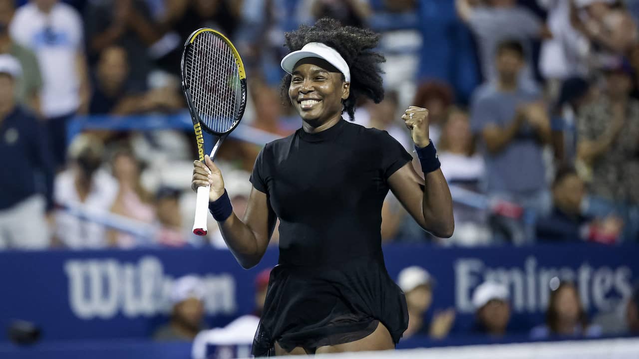 Venus Williams (45) boekt fraaie zege bij rentree na ruim een jaar ...