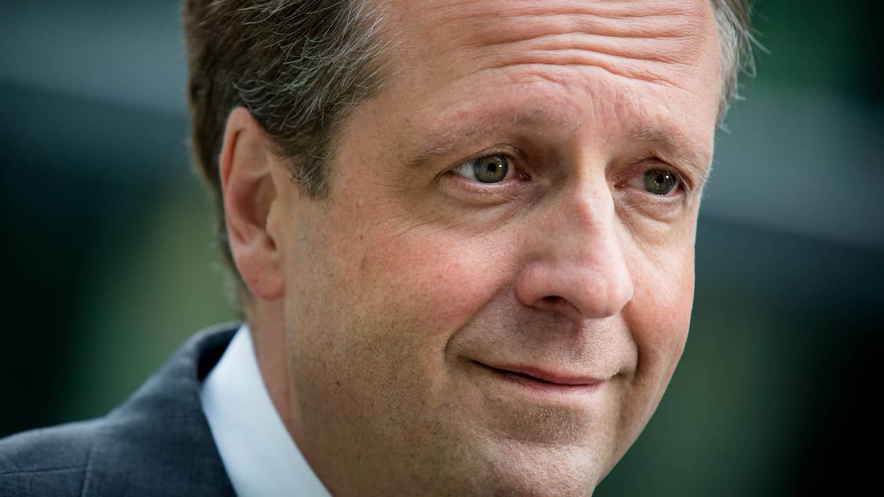 Pechtold wil depots voor bedreigd cultureel erfgoed | Politiek | NU.nl