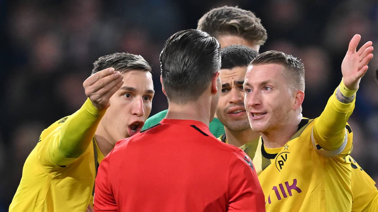 Dortmund na CL-exit furieus op 'heel arrogante' Makkelie: 'Regelrecht ...