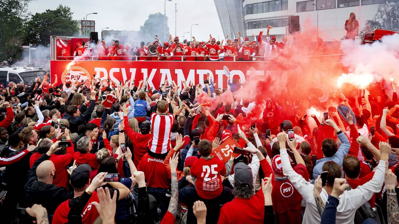 De 25 mooiste foto's van de huldiging van kampioen PSV in Eindhoven ...