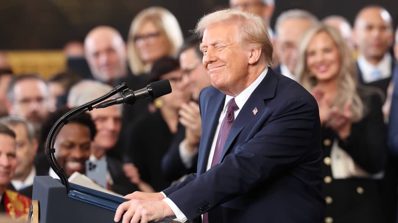 Tegenstrijdige speech vol leugens: Trump zet direct de toon voor ...