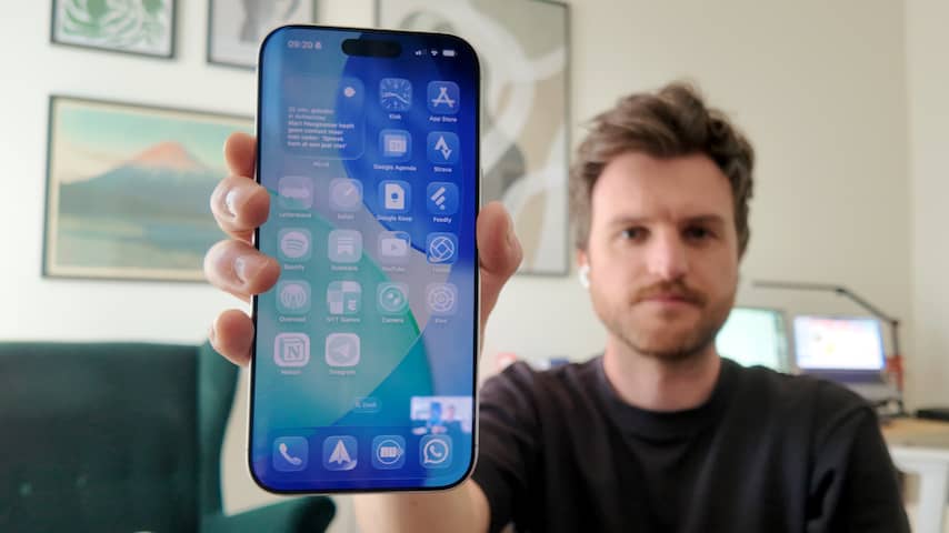 Glazen look van iOS 26 maakt berichten op iPhone lastig leesbaar | Tech ...