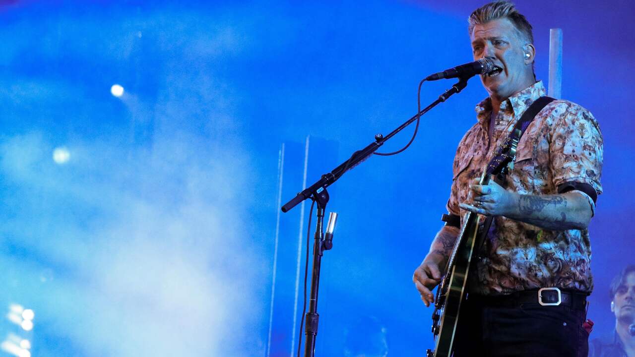 Queens of the Stone Age-zanger Josh Homme onderging kankeroperatie in ...