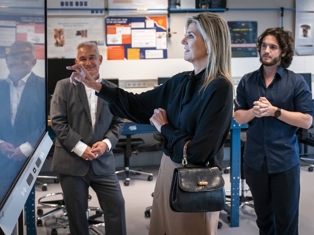 Koningin Máxima bijgepraat over AI: 'Niet altijd de oplossing' | Tech ...