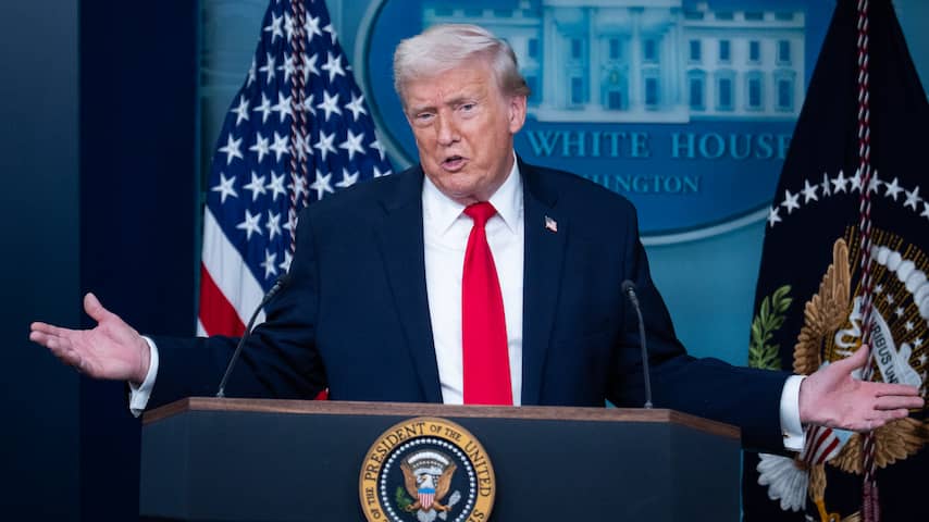 Trump prijst Britten na massale kritiek op uitspraken over rol NAVO in ...