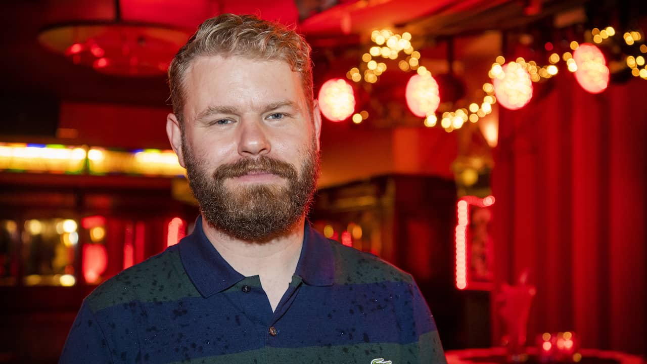 Schrijver en columnist James Worthy wint prijs voor beste sportboek ...