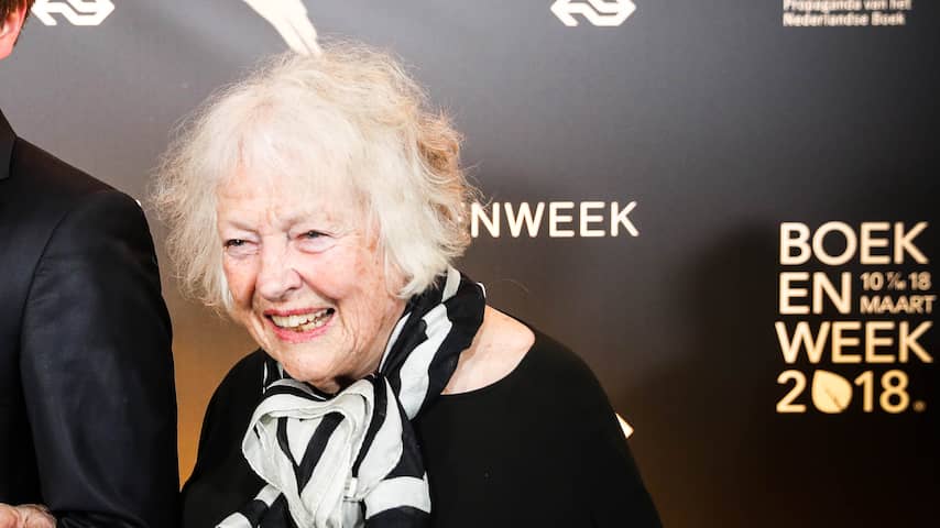 Marjan Berk stopt na ruim veertig jaar met column in AD | Media | NU.nl