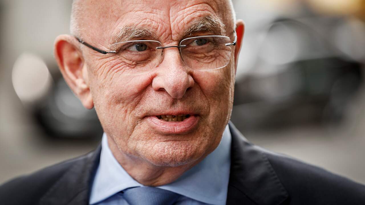 Sloveen Ceferin concurrent Van Praag bij UEFA-verkiezing | Voetbal | NU.nl