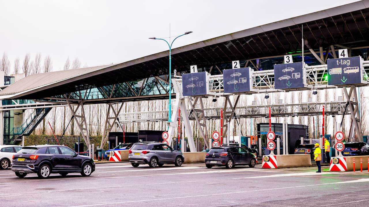 Recordaantal voertuigen reed door Westerscheldetunnel in laatste jaar ...