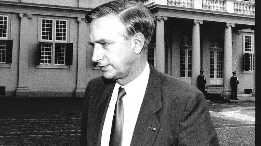 Oud-Tweede Kamervoorzitter Dick Dolman (83) overleden | Politiek | NU.nl