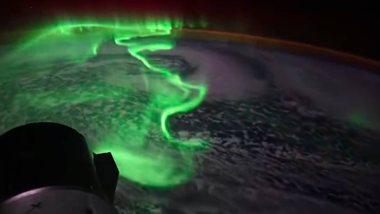 Astronaut deelt timelapse van 'dansend' zuiderlicht vanuit de ruimte ...