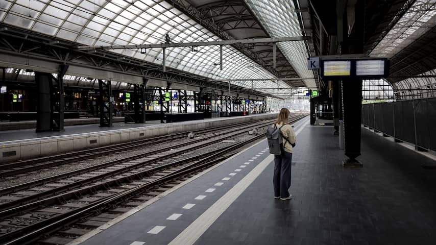 Dinsdag geen NS-treinen in Noord-Holland en Oost-Nederland door staking ...