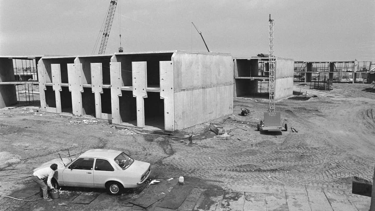Almere bestaat vijftig jaar: 'Er was helemaal niks, alleen zand ...