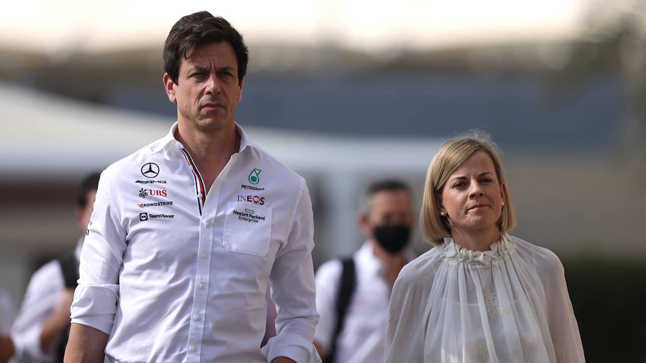 Vrouw van Mercedes-teambaas Toto Wolff klaagt FIA aan vanwege laster | Formule 1 | NU.nl