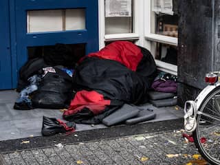 Ambtenaar liet familie en vrienden 10 jaar lang gratis wonen in ...