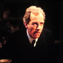 Acteur, cabaretier en schrijver Ferd Hugas is op 87-jarige leeftijd ...