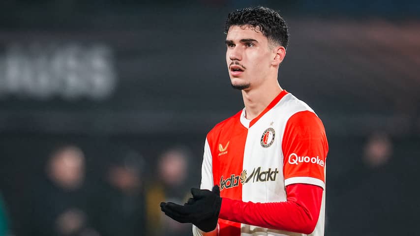 Van Persie positief over spel Feyenoord én zoon Shaqueel: 'Neusje voor ...