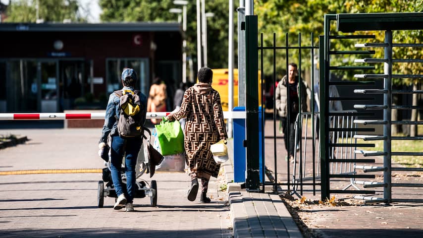 Opnieuw te veel asielzoekers in Ter Apel, pas geopende winteropvang ...
