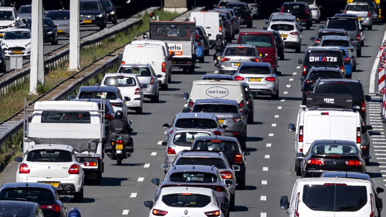 Grootste vertragingen op de weg voorbij | Binnenland | NU.nl