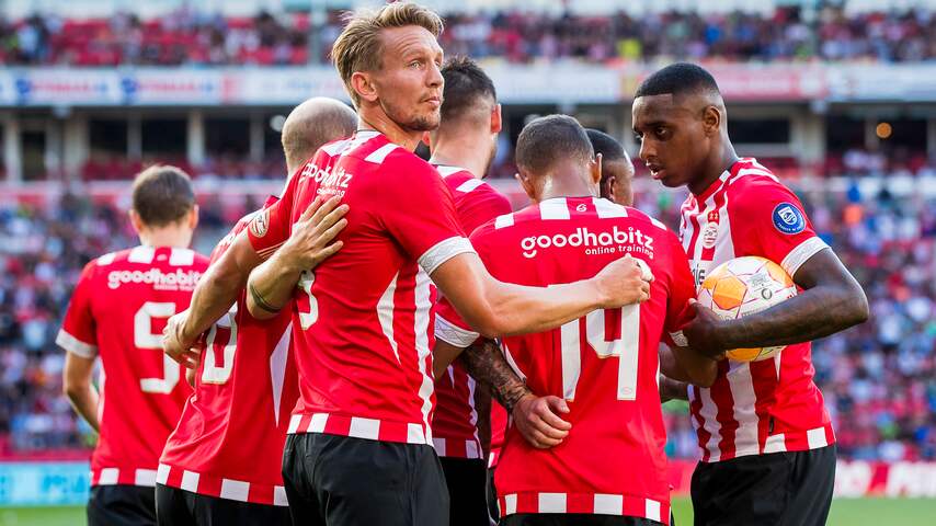 PSV boekt nipte oefenzege op Valencia, pijnlijk verlies Heerenveen | Voetbal | NU.nl