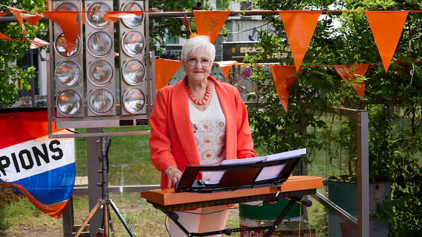 Orgel Joke gevraagd voor optreden op WK: 'Dacht dat het een grap was ...