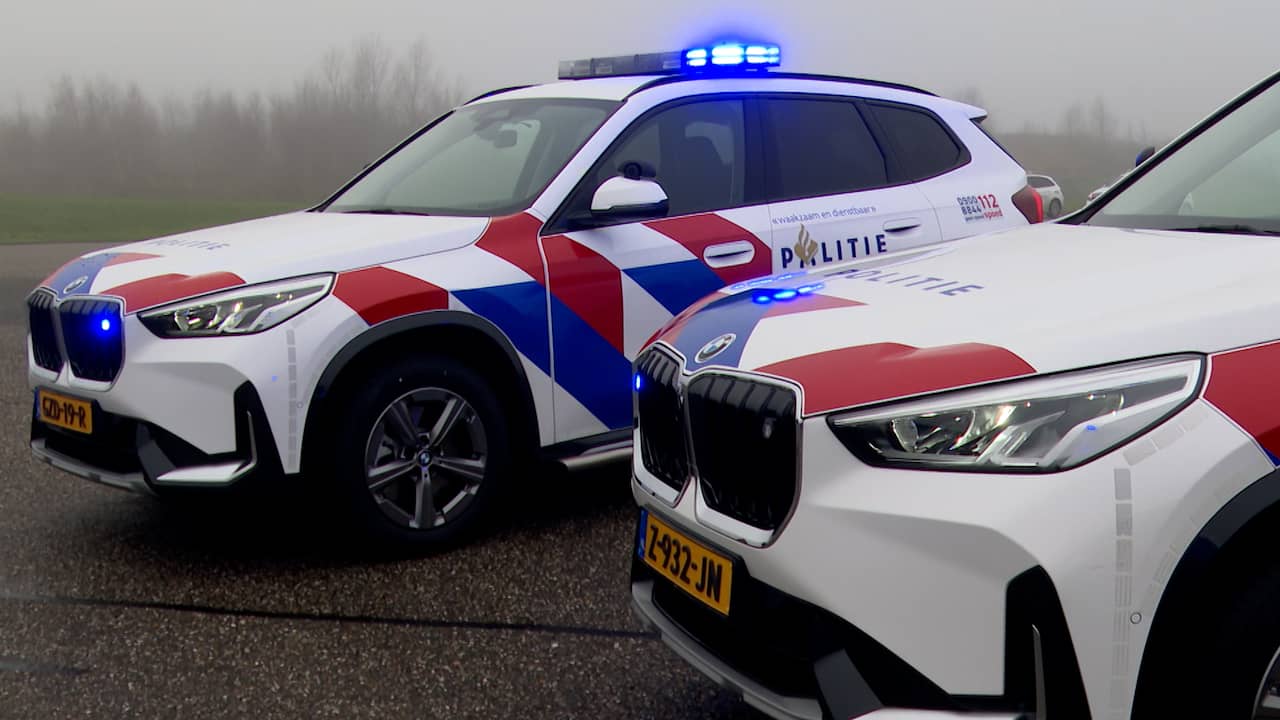 In deze BMW en Ford rijdt de politie nu rond | NU.nl
