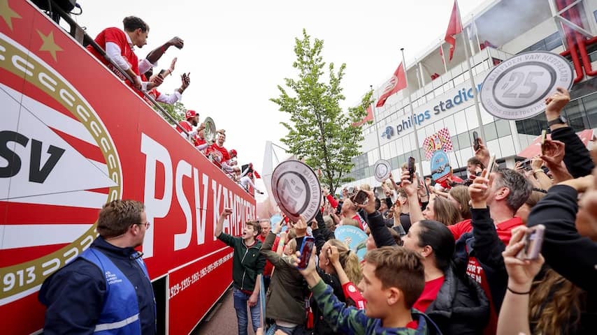 De 25 mooiste foto's van de huldiging van kampioen PSV in Eindhoven ...