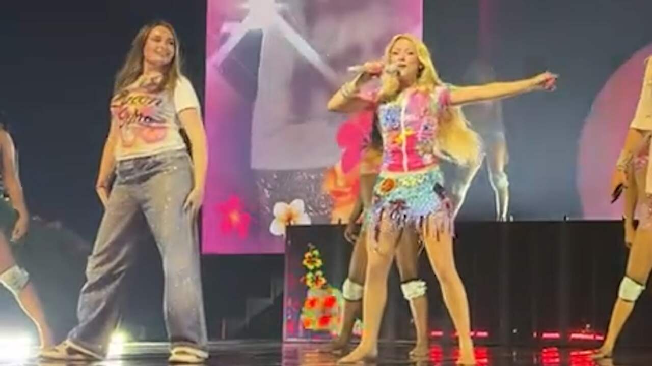 Julia danst weer mee met Zara Larsson | NU.nl