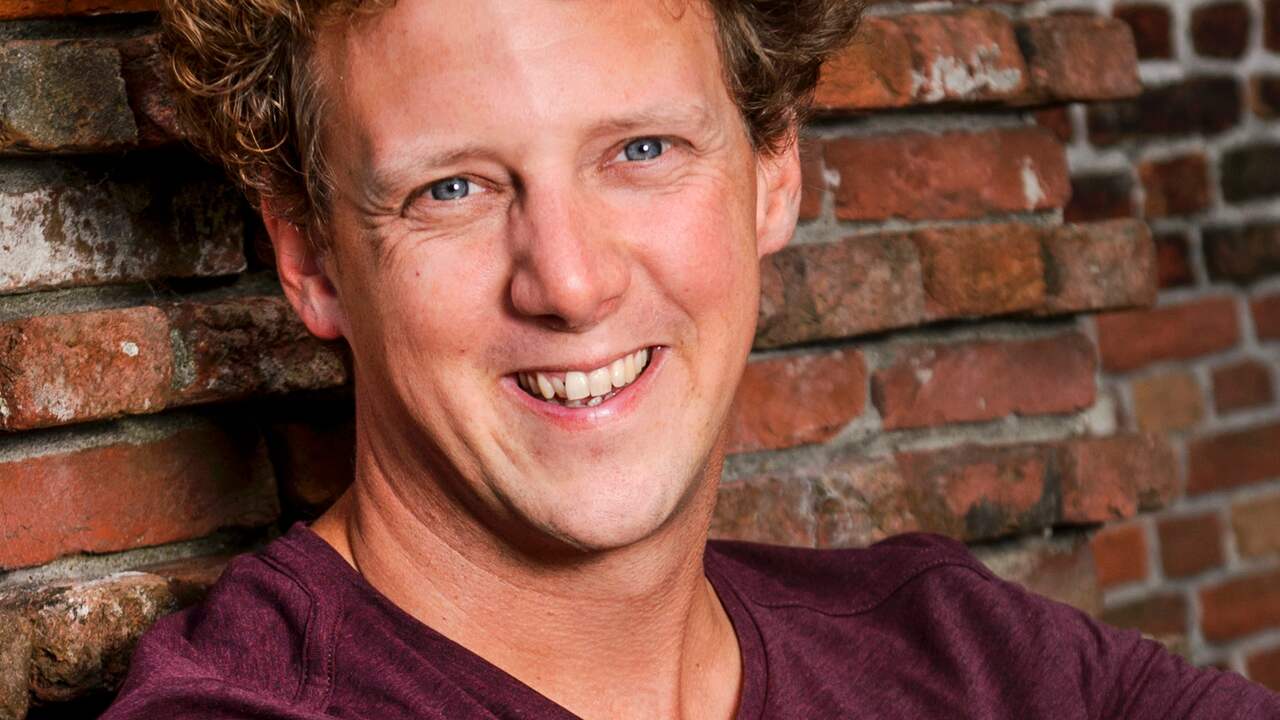 Jochem Myjer kan niet lachen om zijn eigen shows | Boek & Cultuur | NU.nl