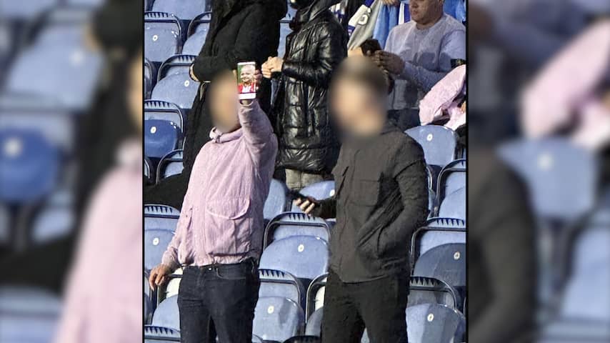 Engelse voetbalfans opgepakt die spot dreven met kind dat aan kanker ...