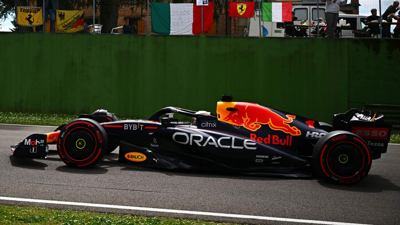 Verstappen zevende in tweede training op Imola, Russell klokt snelste tijd | Formule 1 | NU.nl