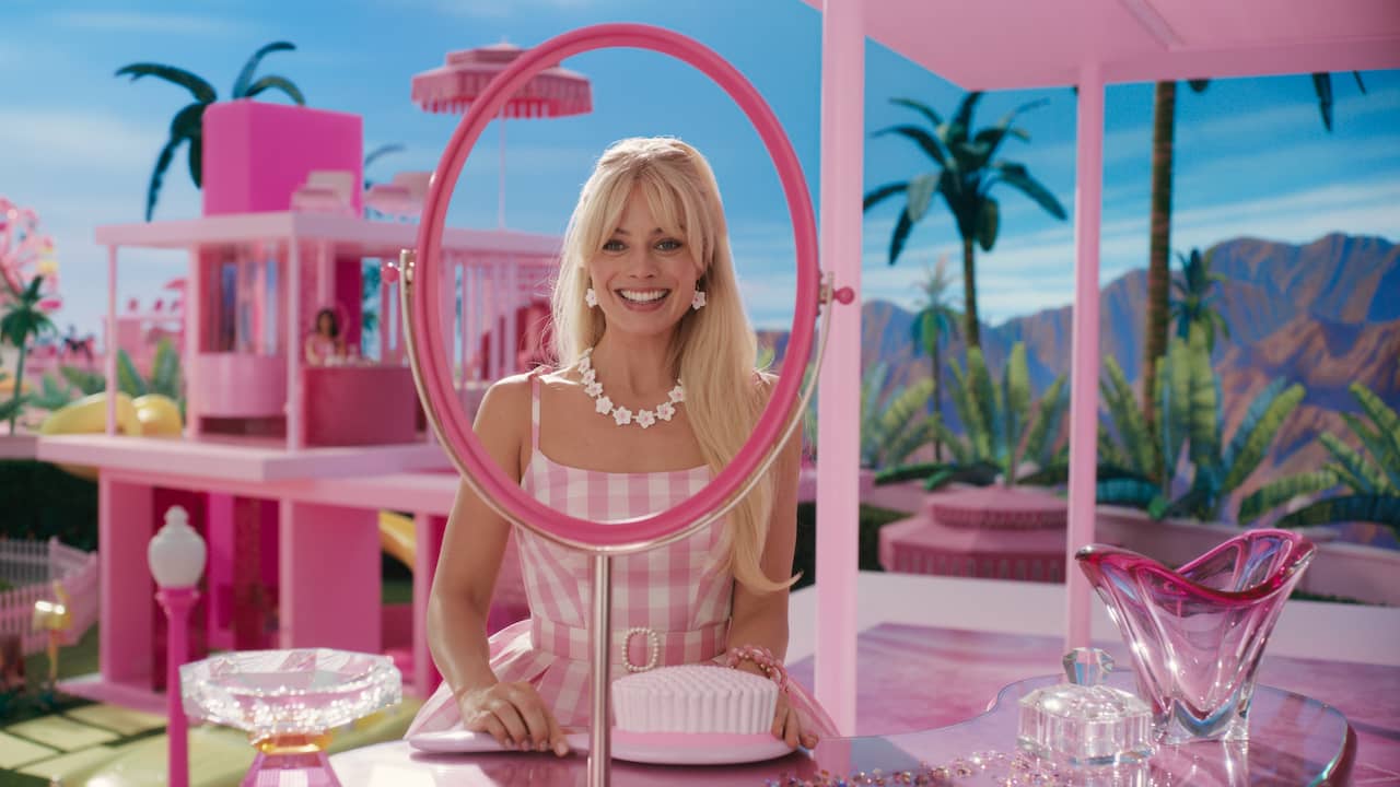 Recensieoverzicht Barbie: 'Feministisch, divers én honderd tinten roze ...