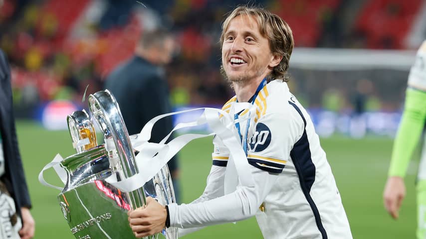 Clubicoon Luka Modric (39) verlaat Real Madrid na 13 jaar en 28 prijzen ...