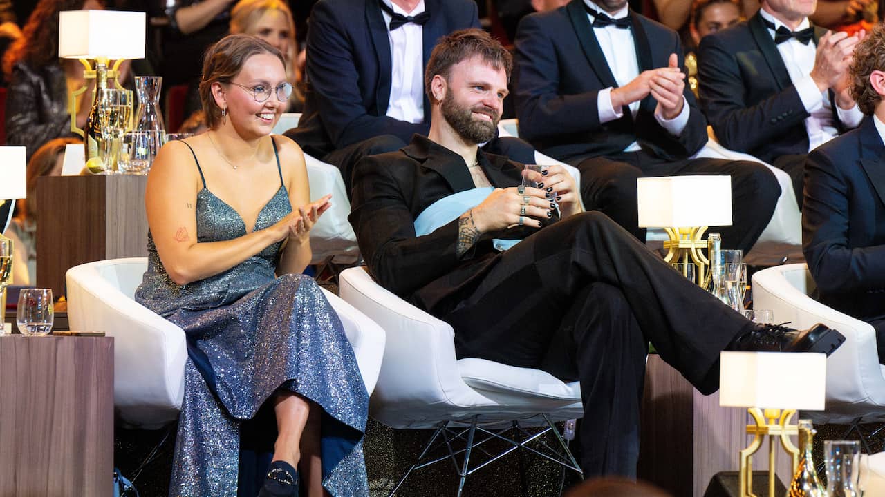 Tim Hofman roemt overleden Eva Hermans-Kroot uit Over Mijn Lijk: 'Een parel' | Media | NU.nl