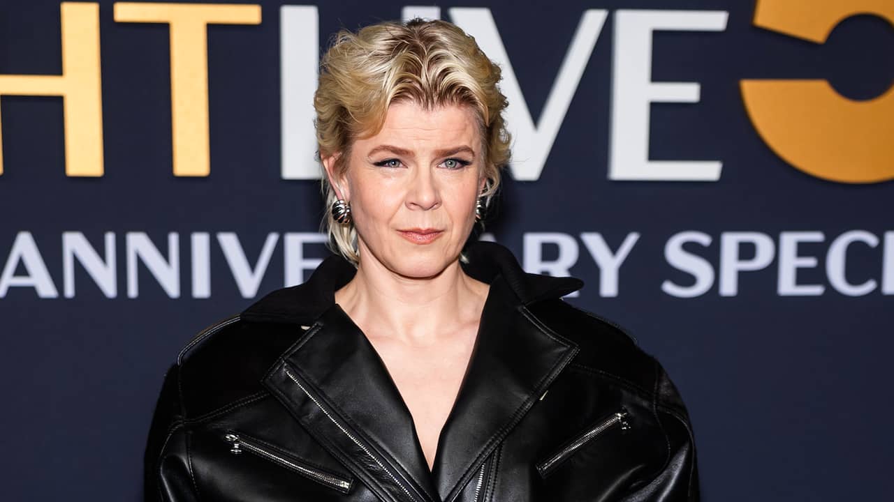 Robyn komt met vinylheruitgave van gelijknamig album uit 2005 | Muziek ...