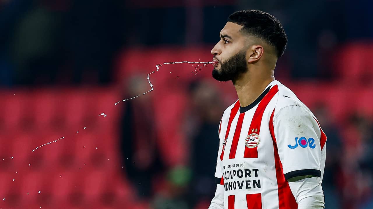 Saibari wist niet dat PSV door was bij punt tegen Bayern: 'Stond ver ...