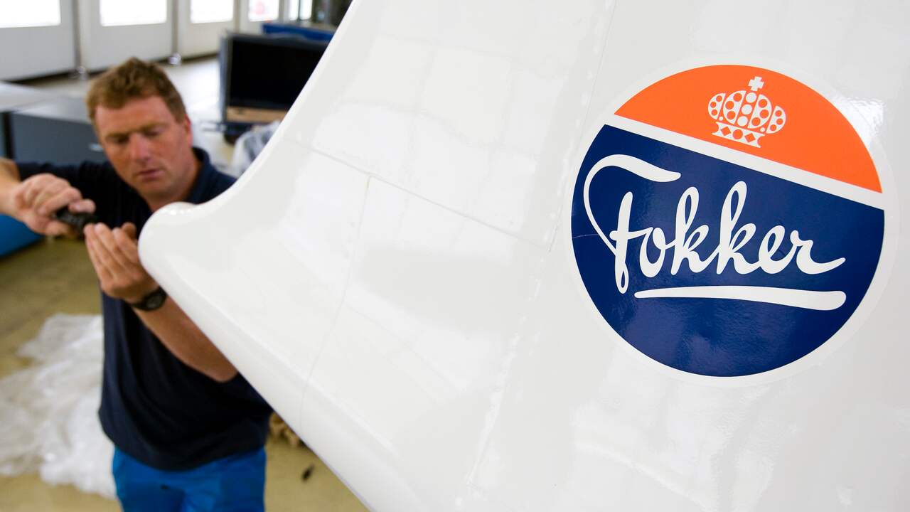 Werknemers Fokker leggen het werk weer neer | Economie | NU.nl