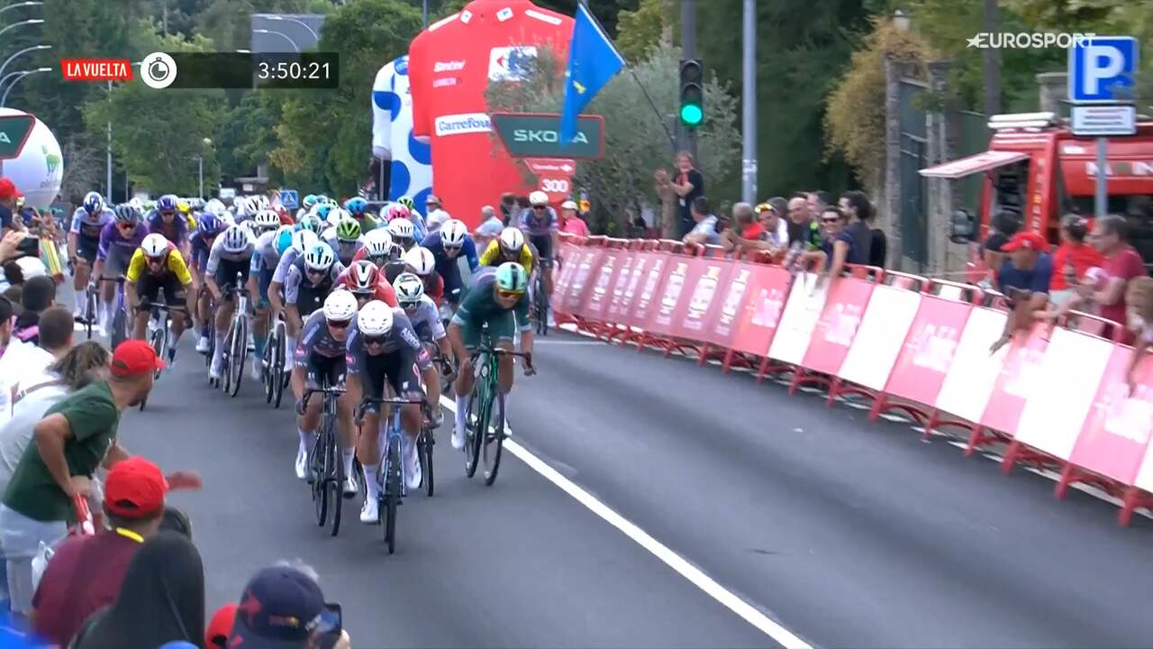 Philipsen wint negentiende etappe Vuelta na massasprint | NU.nl