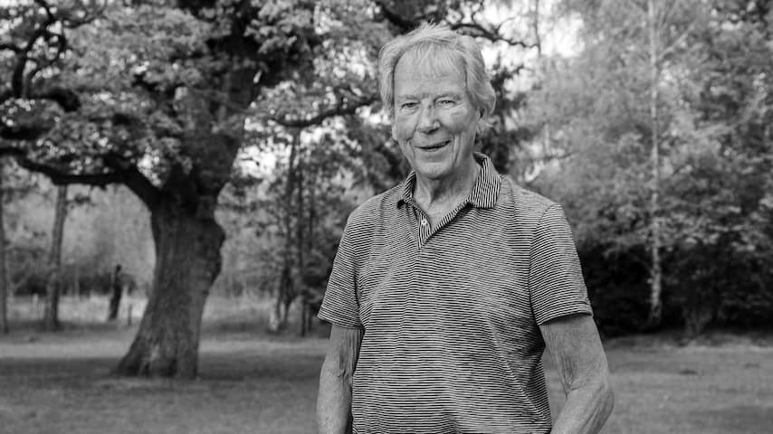 Haptonoom Ted Troost (88), die met Gullit en Van Basten werkte ...