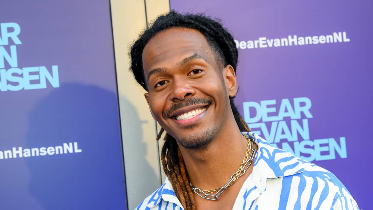 Jeangu Macrooy brengt op 10 oktober nieuw album uit | Muziek | NU.nl