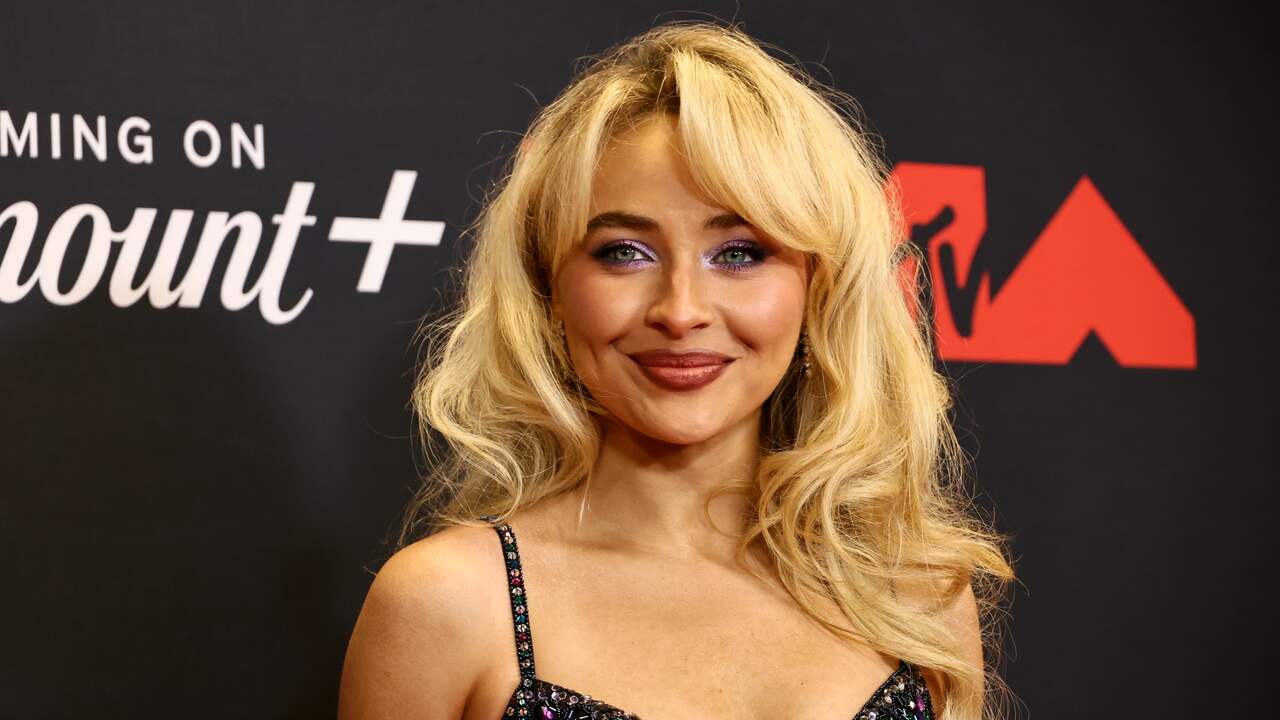 Sabrina Carpenter krijgt hoofdrol in muzikale film over Alice in ...