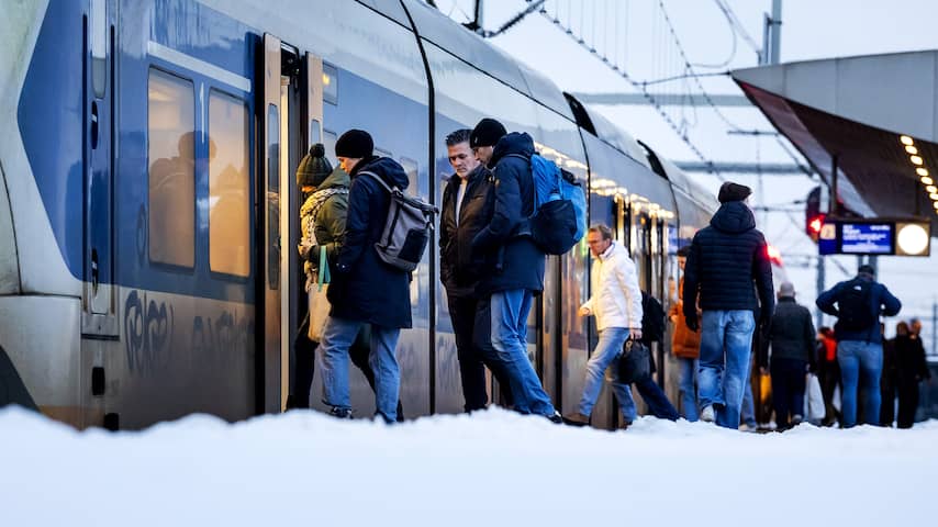 Live sneeuw | Storm Goretti trekt over Europa, oproep aan mensen in ...