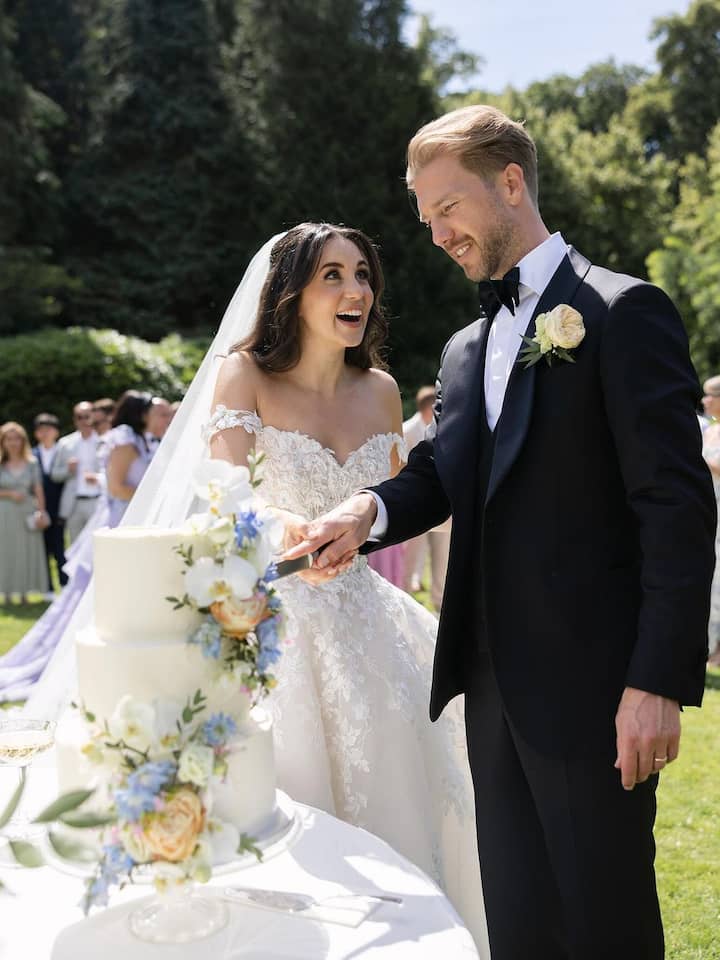 Zangeres Karsu is getrouwd met haar 'beste vriend' | Achterklap | NU.nl