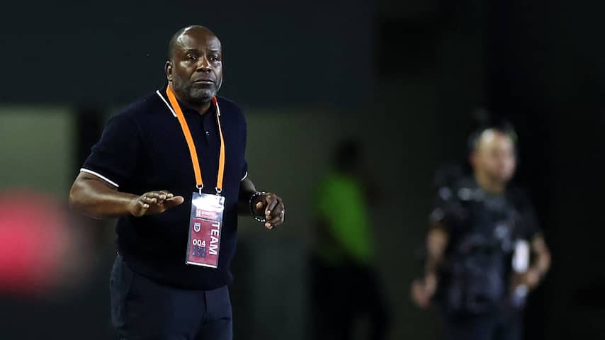 Menzo stopt als bondscoach van Suriname ondanks kans op historisch WK ...