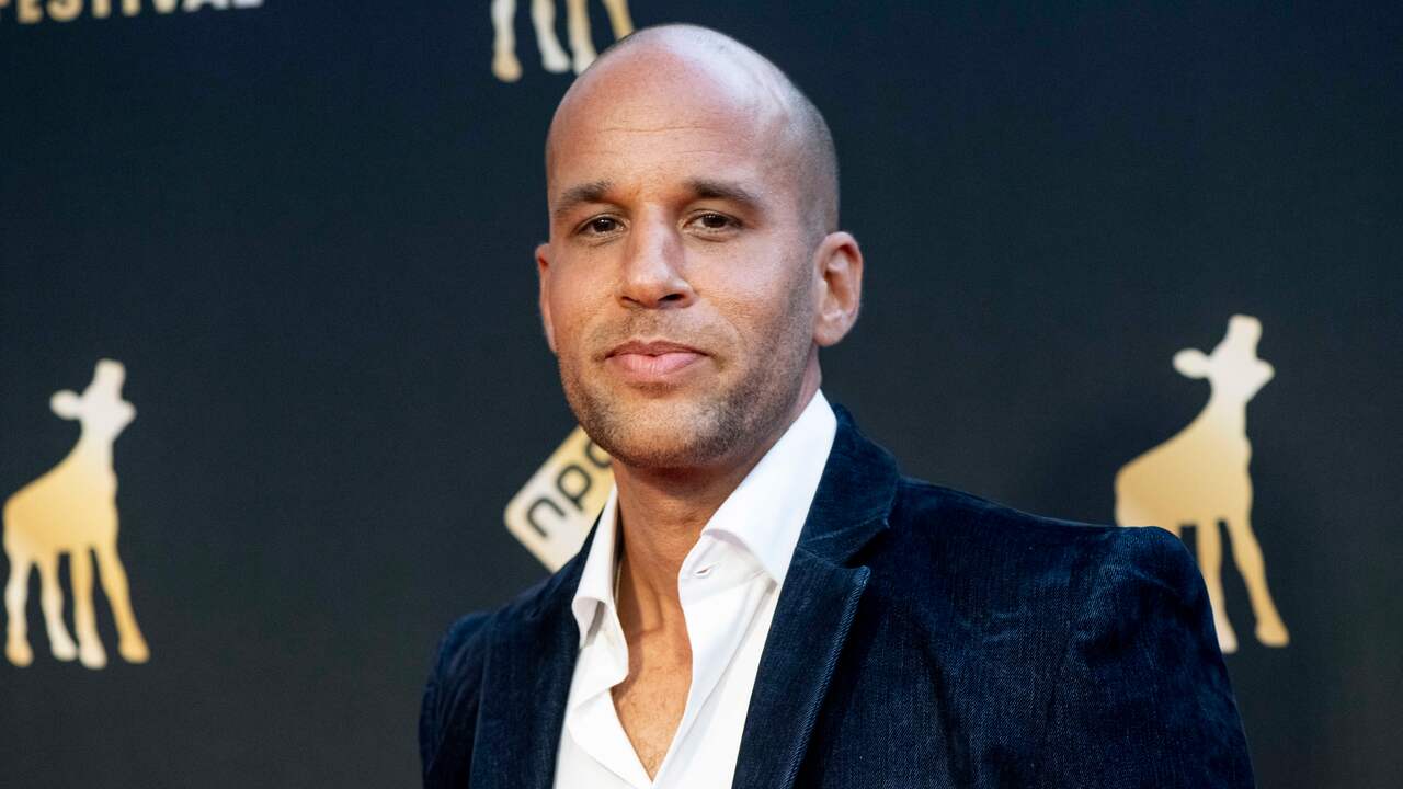 Regisseur Eché Janga draagt Gouden Kalf voor Buladó op aan Curaçao ...