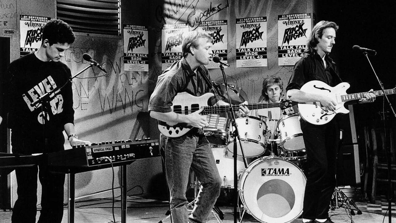 Level 42-gitarist Rowland 'Boon' Gould (64) overleden | Muziek | NU.nl